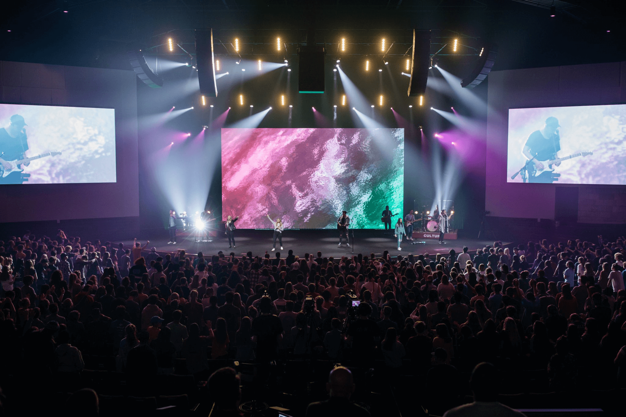 Why Milestone Church Uses Text Messages to Engage Its Youth Ministry